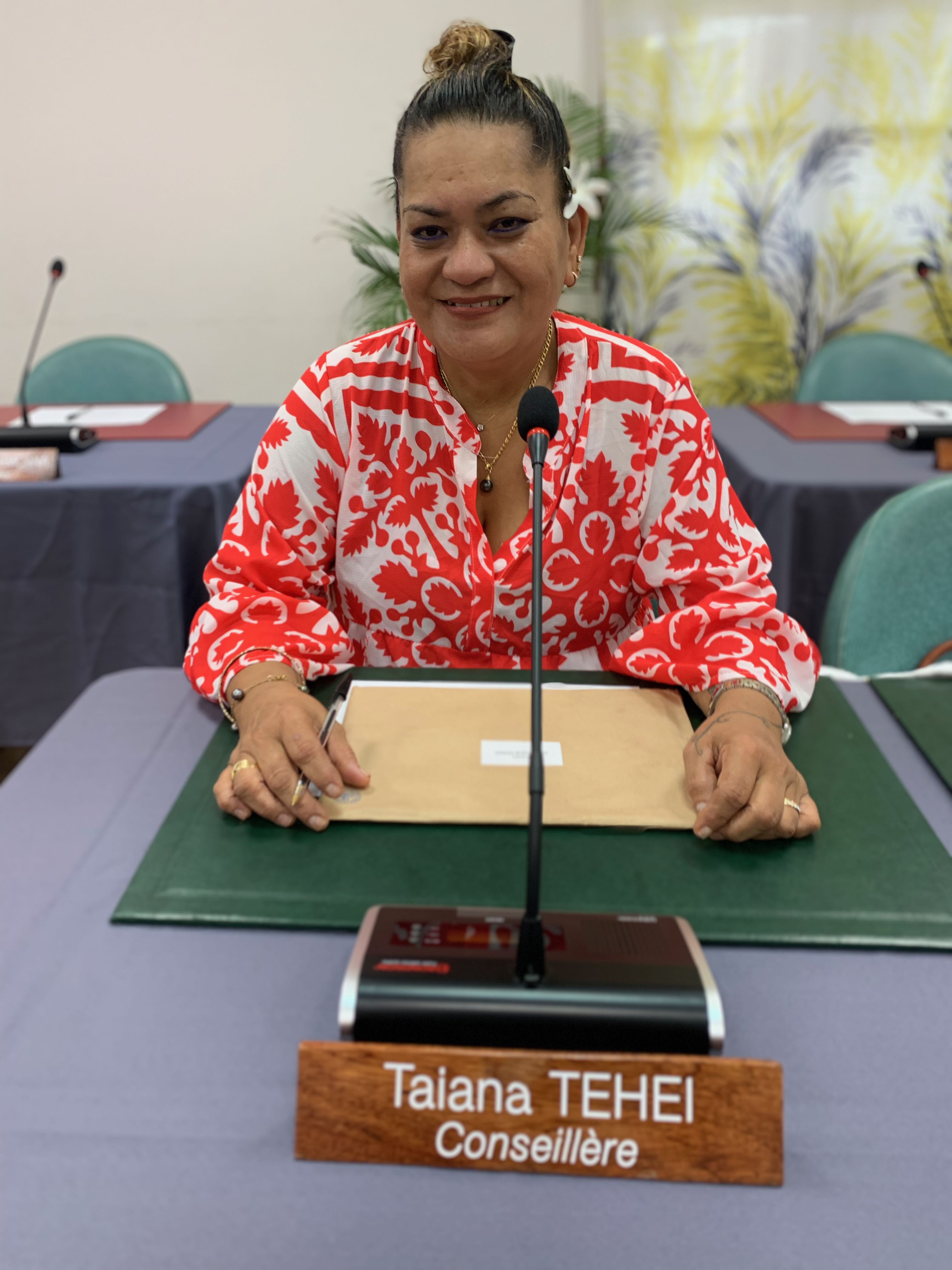 Taiana TEHEI - Site officiel de la Ville de Arue à Tahiti
