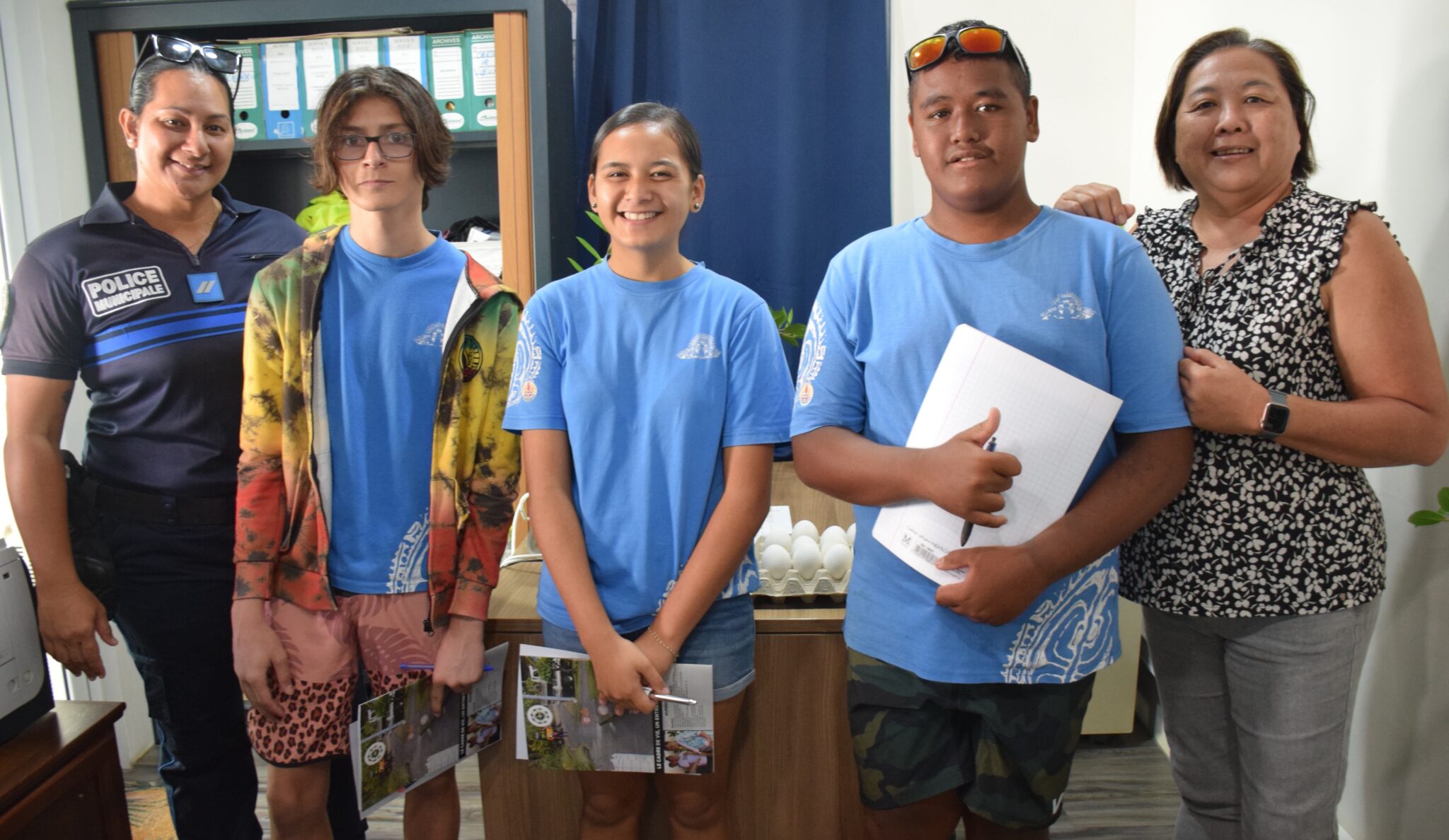 La mairie de Arue accueille trois stagiaires du collège - Site officiel ...